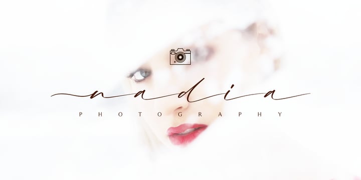 Gladis Font | Webfont & Desktop | MyFonts