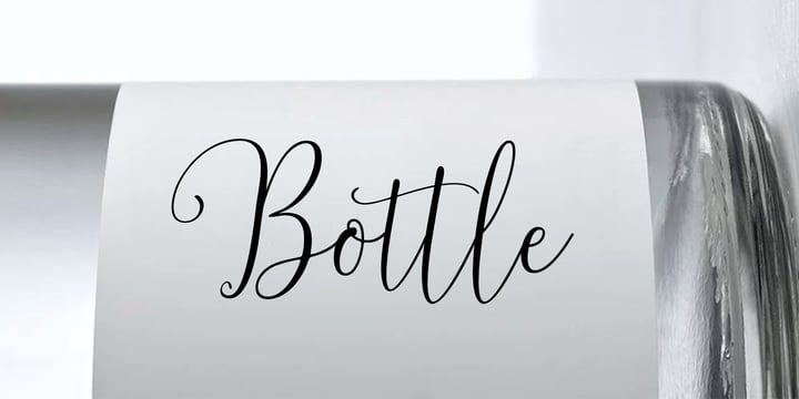 Mollisa Font | Webfont & Desktop | MyFonts